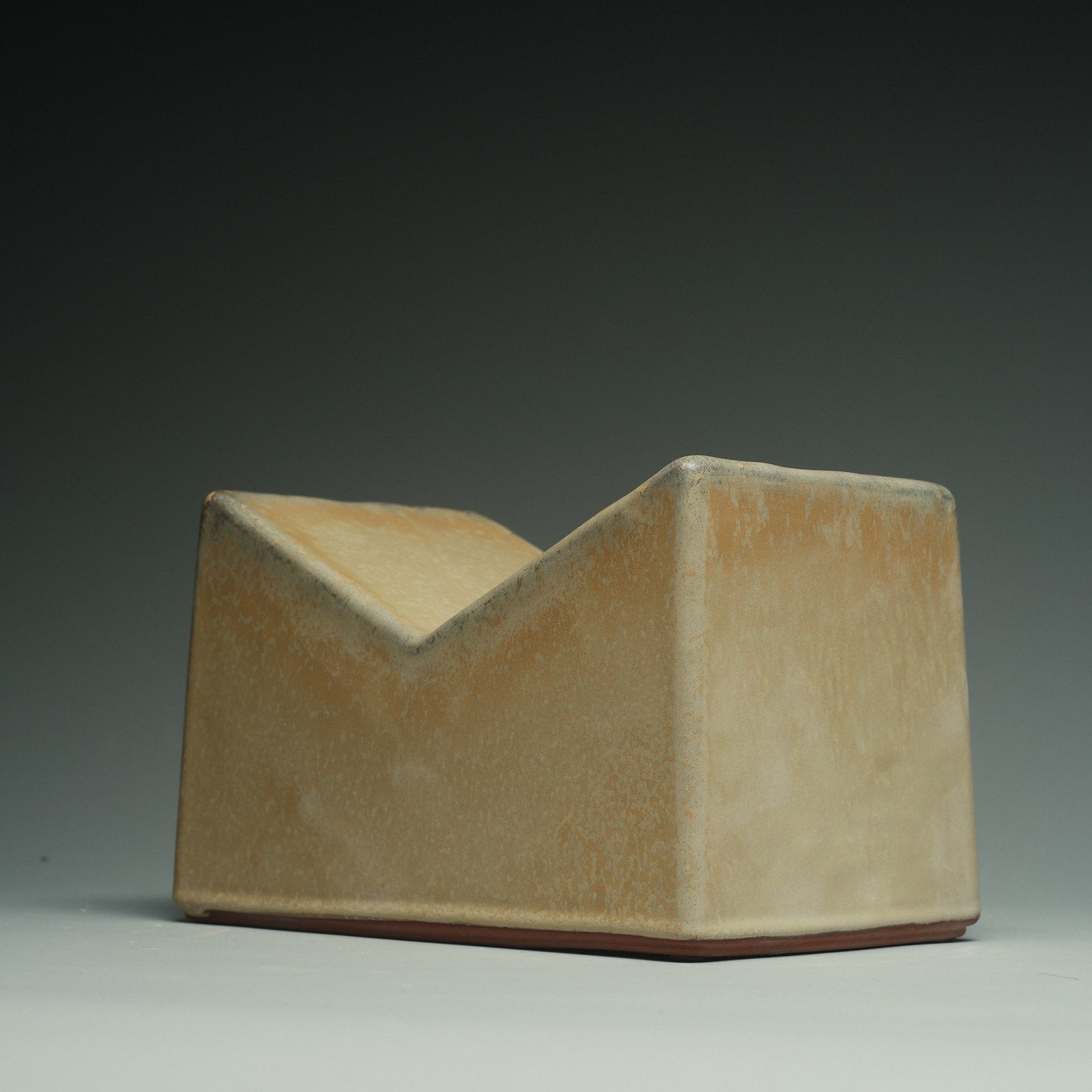 Apartamento Ceramic Book Holder – Wms&Co.