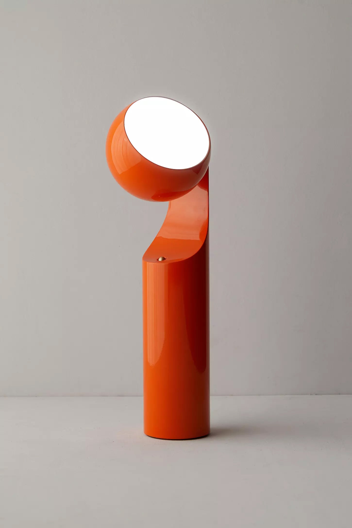 Mono Portable Lamp: Tangerine Orange – Wms&Co.